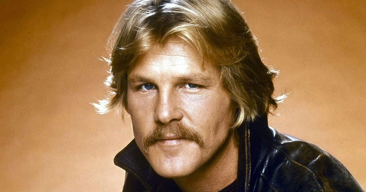 At the age of 82, he has entirely lost his heartthrob image from the ...